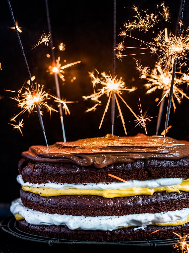 MAGIC & GOLD DUST CHOCOLATE FEAST - Lisette Kreischer